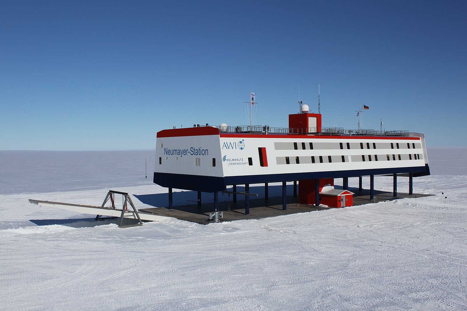 Polar Stations Architecture | Attention Deficit Disorder Prosthetic ...